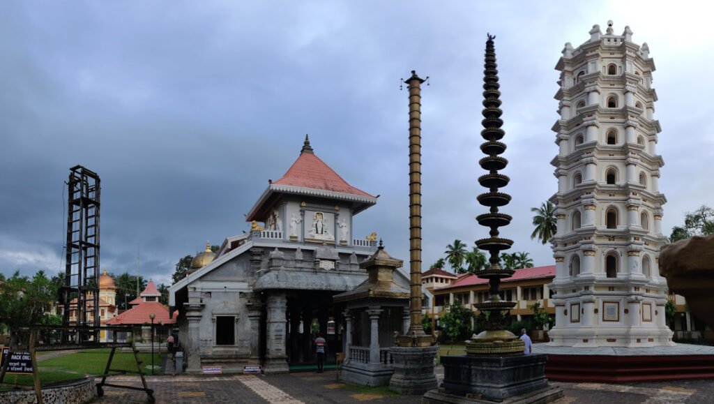 Shri Mahalsa Temple at Ponda, Goa | Top Places to Visit in Goa | Goa ...